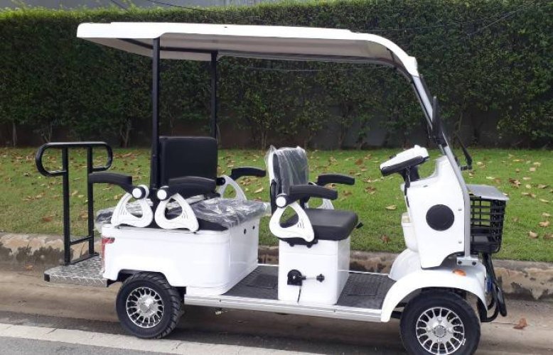 สี่ล้อหกที่นั่ง - MyStar V8